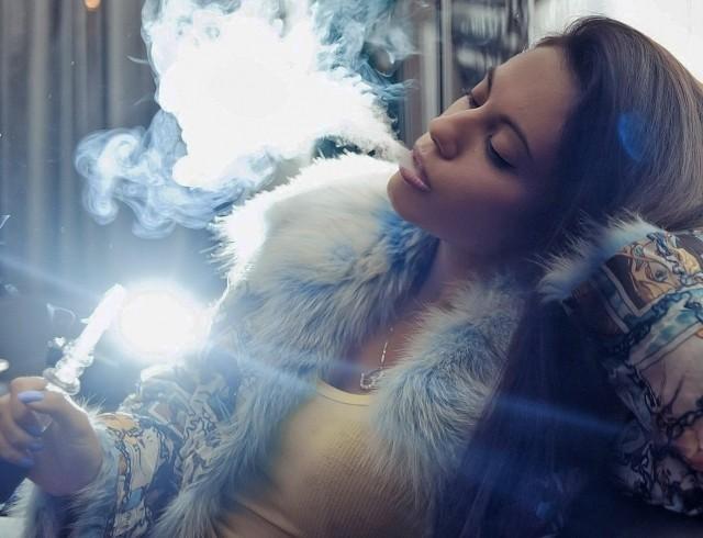 Сегодня бытует мнение что курение кальяна менее опасно для здоровья